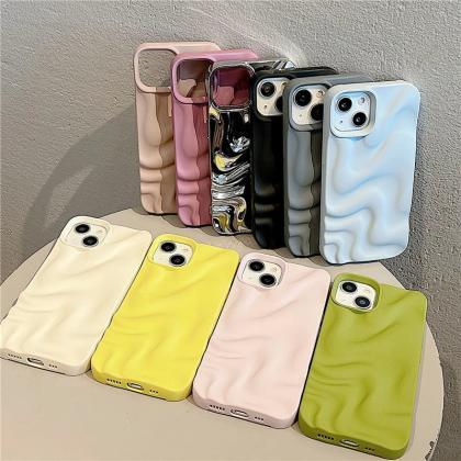 Elegant 3d Wavy Design Iphone Case on Luulla